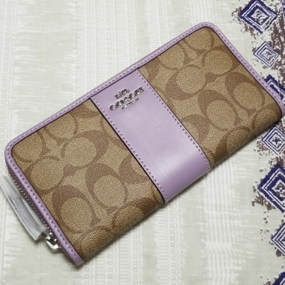 Coach | Bags | Coach F58292 City Zip Tote In Khaki Lilac Nwt | Poshmark